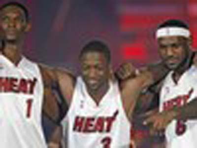 Video: Miami Welcomes Their Big Three – SLAM