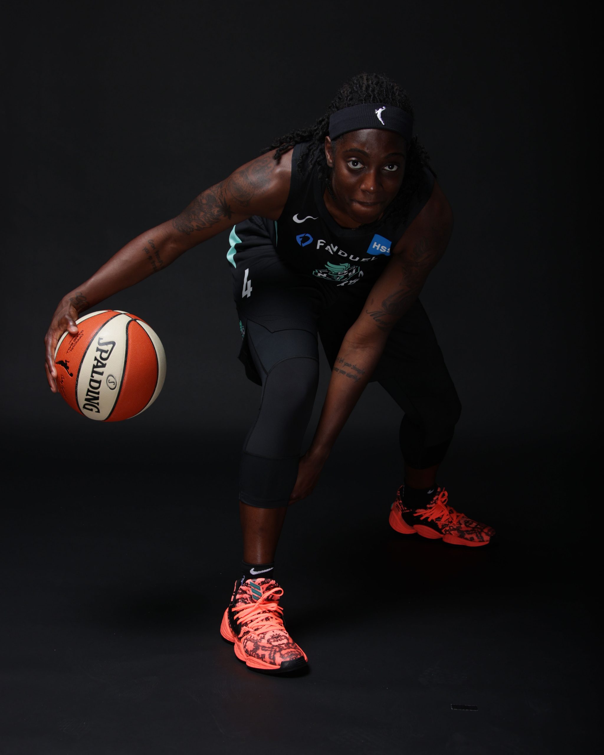 HOMETOWN HERO: Liberty Rookie Jazmine Jones Leads By Example – SLAM